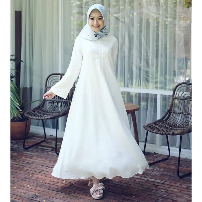 Dress Putih Bikin Kamu Makin Gemuk? Lihat Dulu 5 Panduan Ini - Umroh.com