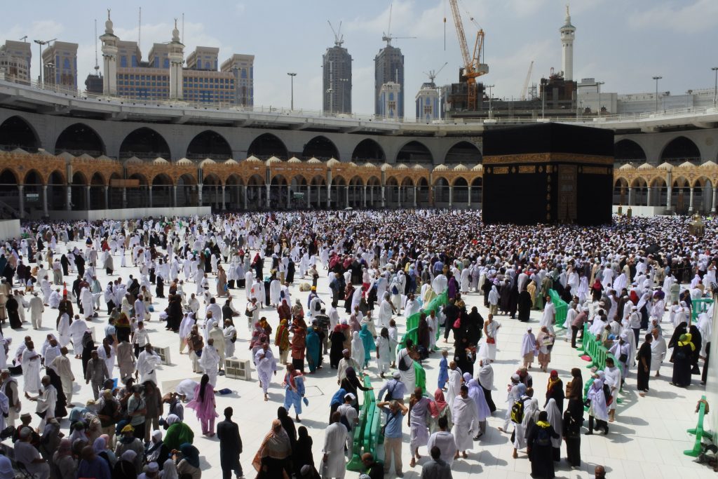 Bukan Sekedar Ziarah, Inilah Makna Ibadah Haji - Umroh.com