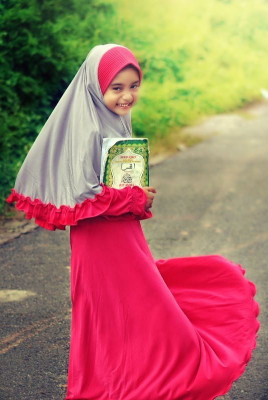 Sederhana, Ini 8 Hal yang Membuat Anak Bahagia - Umroh.com