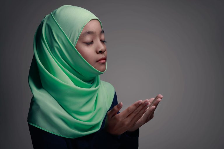 Penting! Ini Pengertian Istidraj dalam Islam dan Ciri - Cirinya - Umroh.com